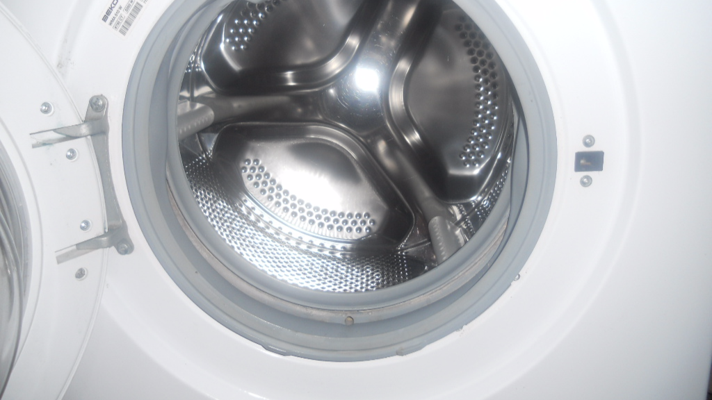 Beko AA class Washing Machine - Electronics - Classifieds - Poitou ...