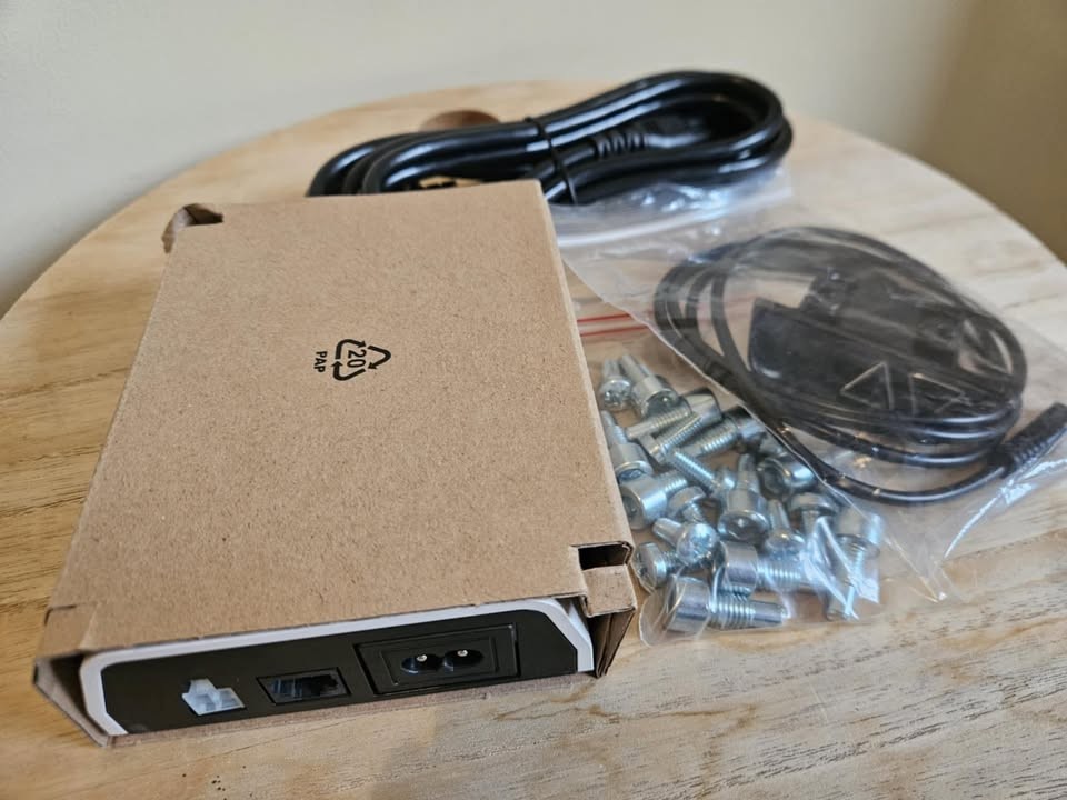 Rodulf underframe electric desk 140*80 cm - General - Classifieds ...