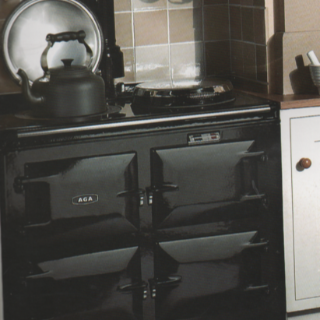 Oil fired 2 oven Aga - Home & Garden - Classifieds - Normandy - Angloinfo